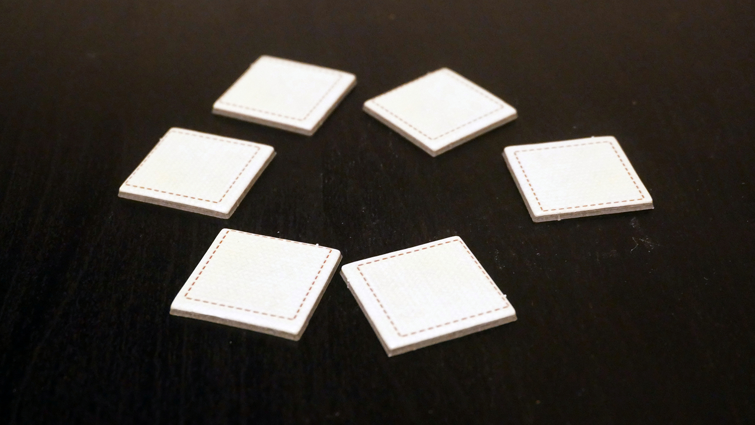 Patchwork Express | Dés en Mousse