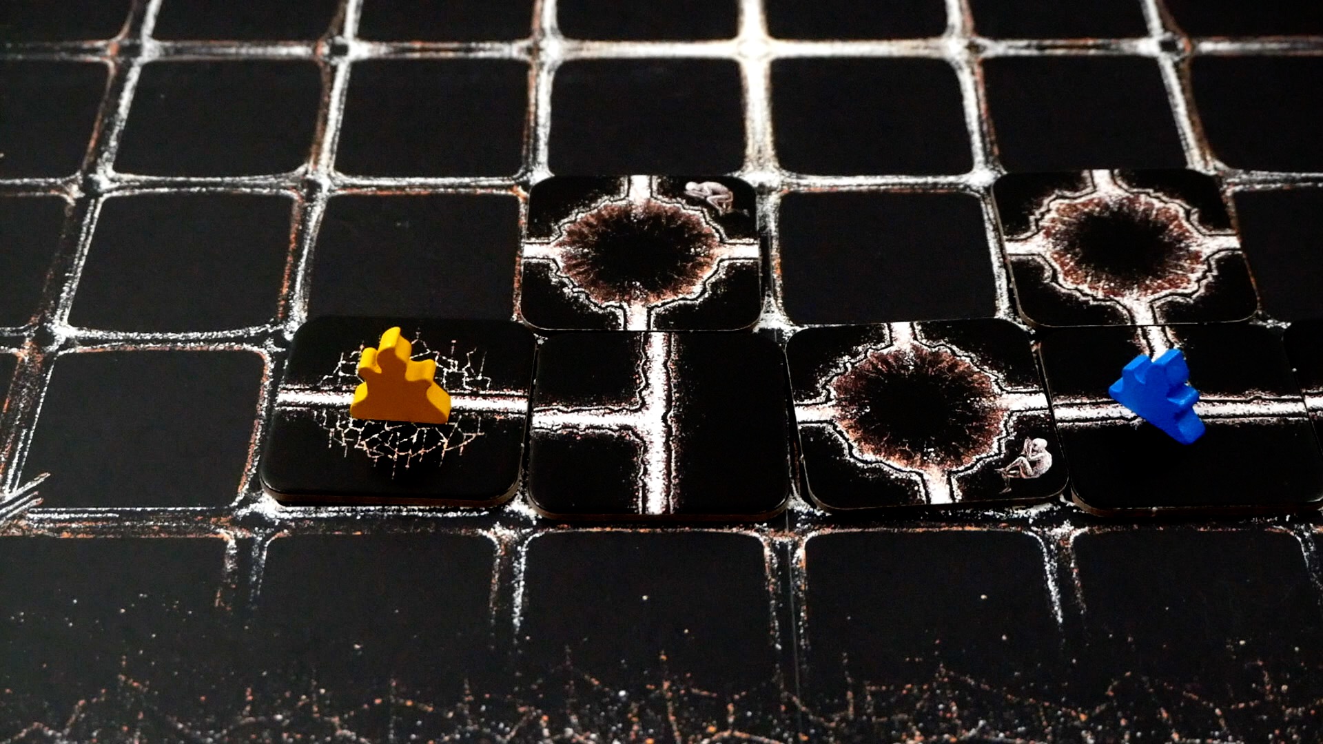 Piège Obscur | Dés en Mousse